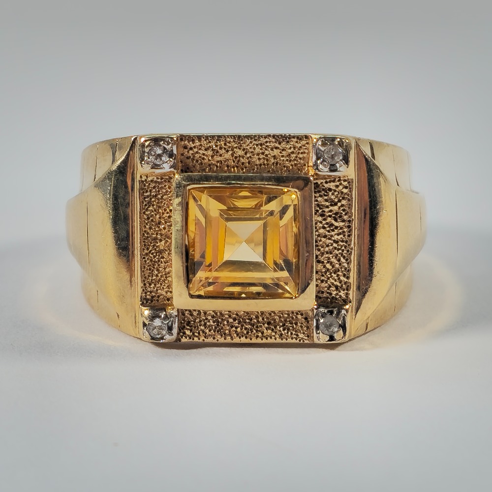 Pre-owned 9ct Gold Square Yellow Stone & Tiny White Signet Rolex Style ...